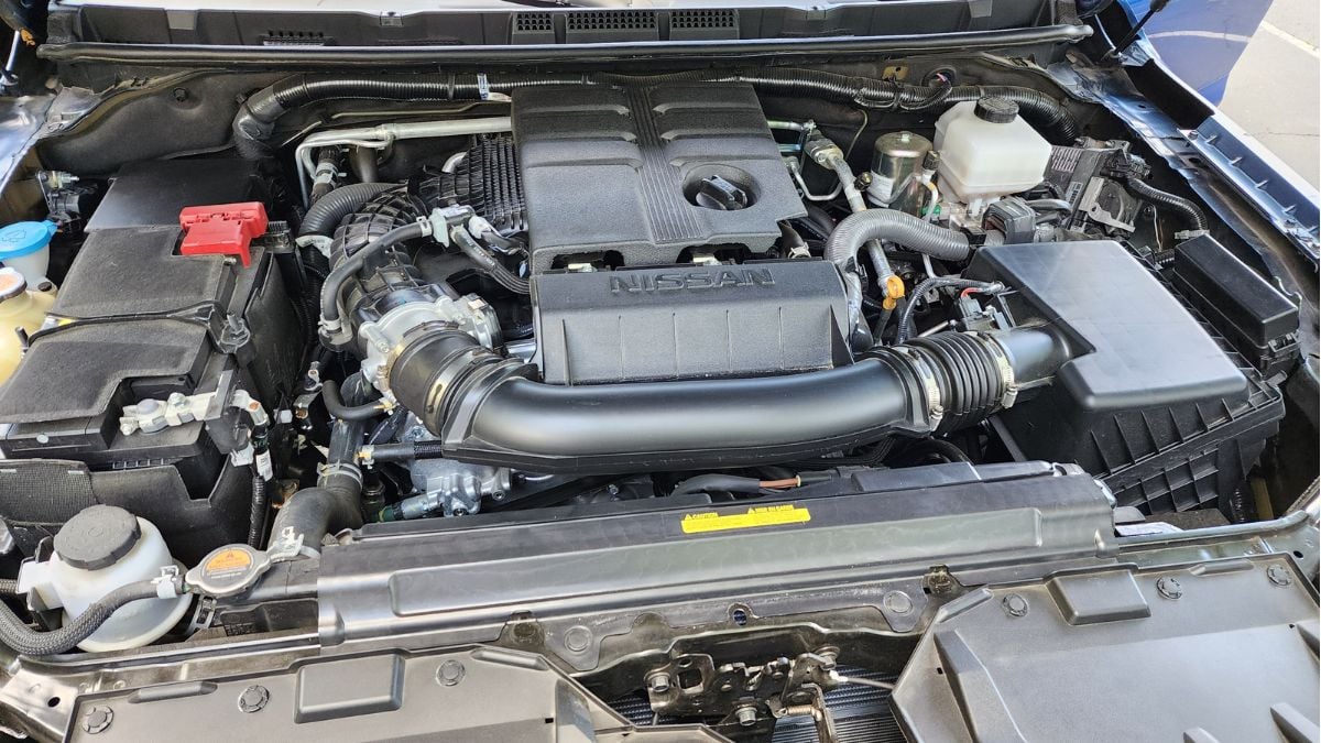 Nissan Has Given The 2025 Frontier a Feel-Good Update, With V6 For Those Who Are Scared of ...